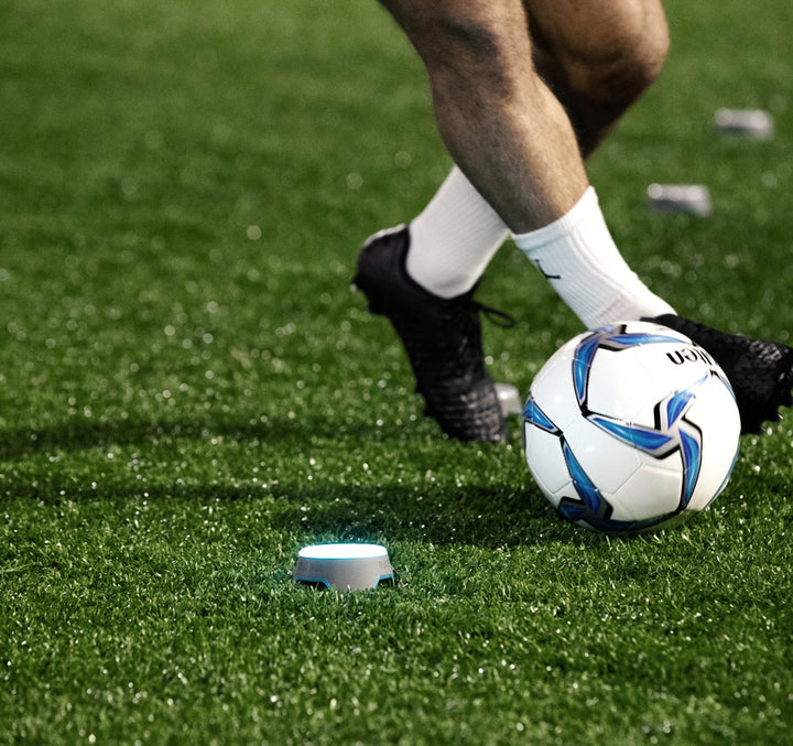 Evaluation of a reactive agility assessment device in youth football p ...